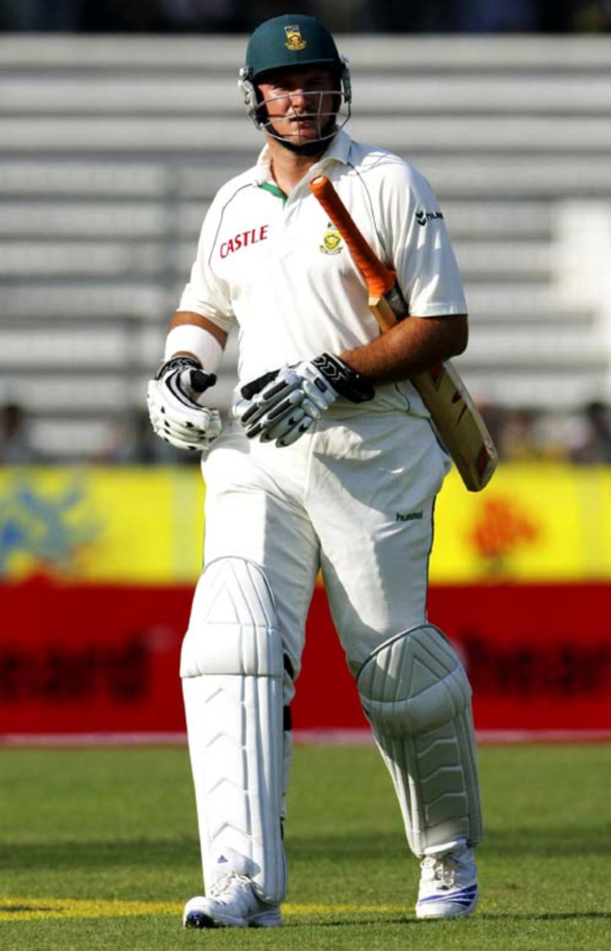 Graeme Smith exits after being dismissed for 10 | ESPNcricinfo.com