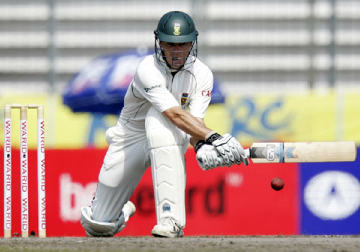 Johan Botha plays the reverse-sweep | ESPNcricinfo.com