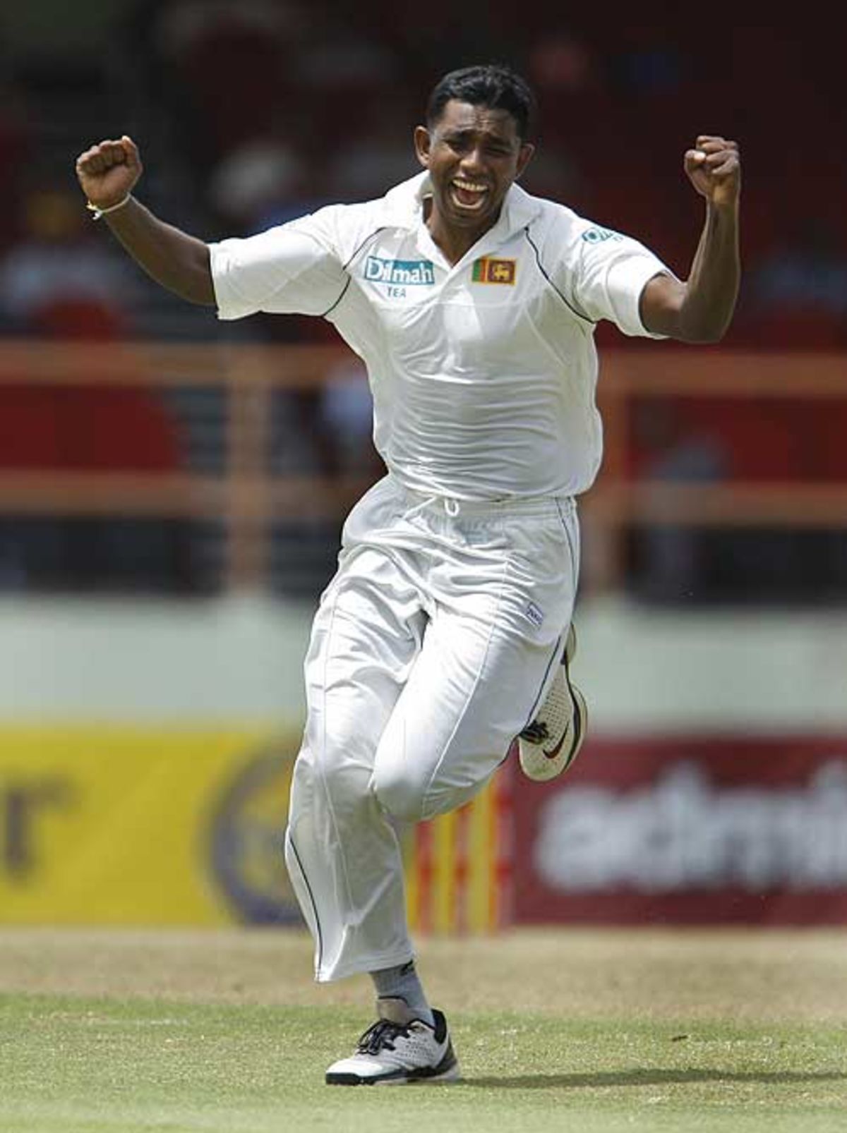 Thilan Thushara took two in quick time | ESPNcricinfo.com