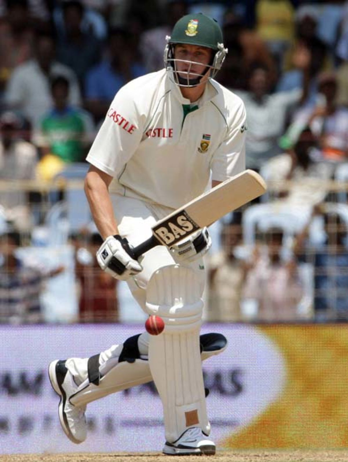 Morne Morkel piled on India's agony with a career-best 35 ...