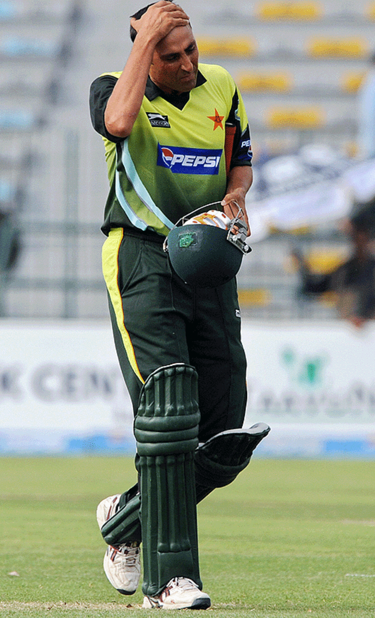 Mohammad Yousuf pulls off the reverse-sweep against spin | ESPNcricinfo.com