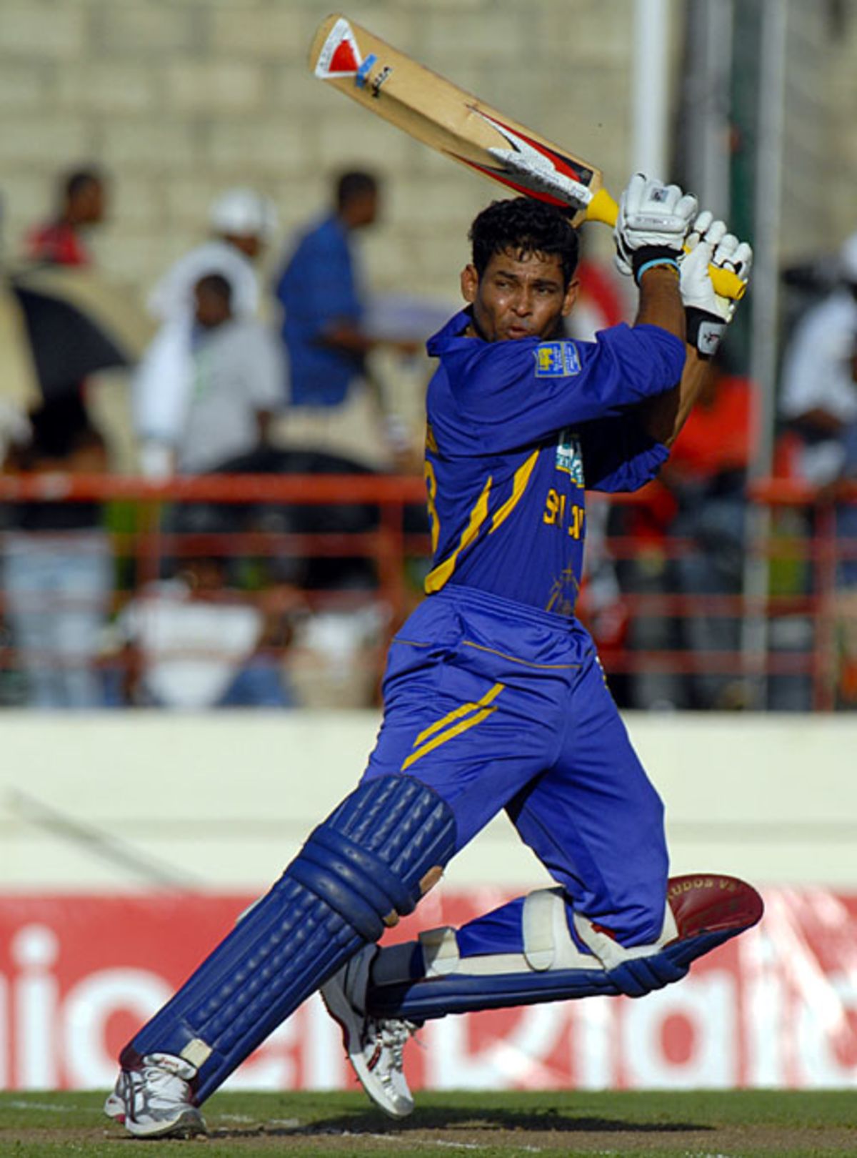 Tillakaratne Dilshan drives behind square on his way to a 54-ball 64 | ESPNcricinfo.com