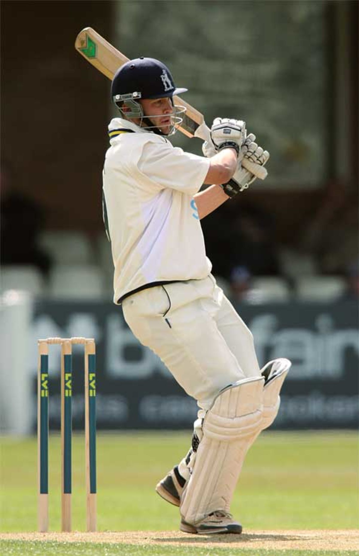 Shoaib Akhtar waves to fans | ESPNcricinfo.com