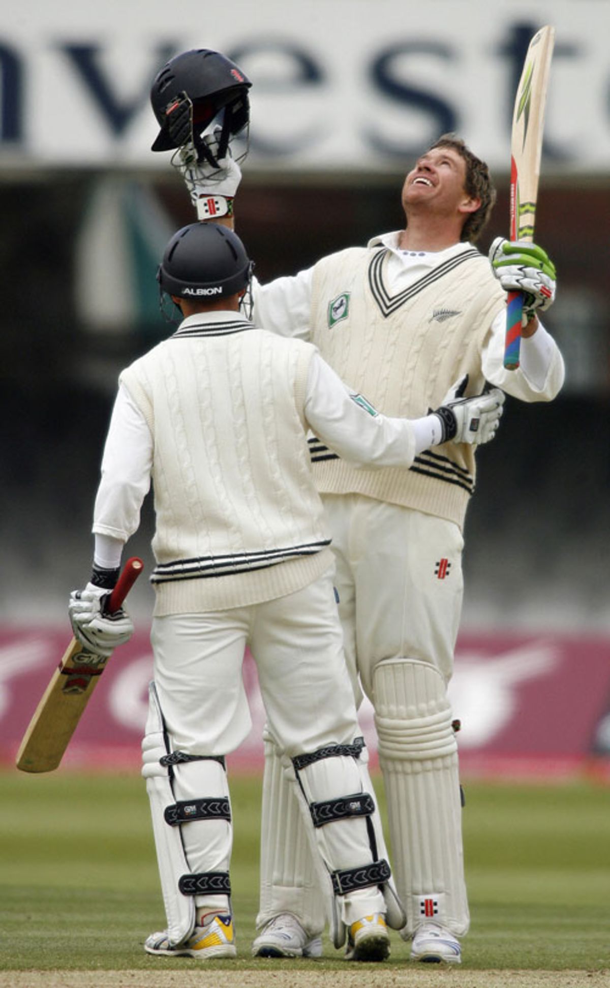 Jacob Oram celebrates reaching his century | ESPNcricinfo.com