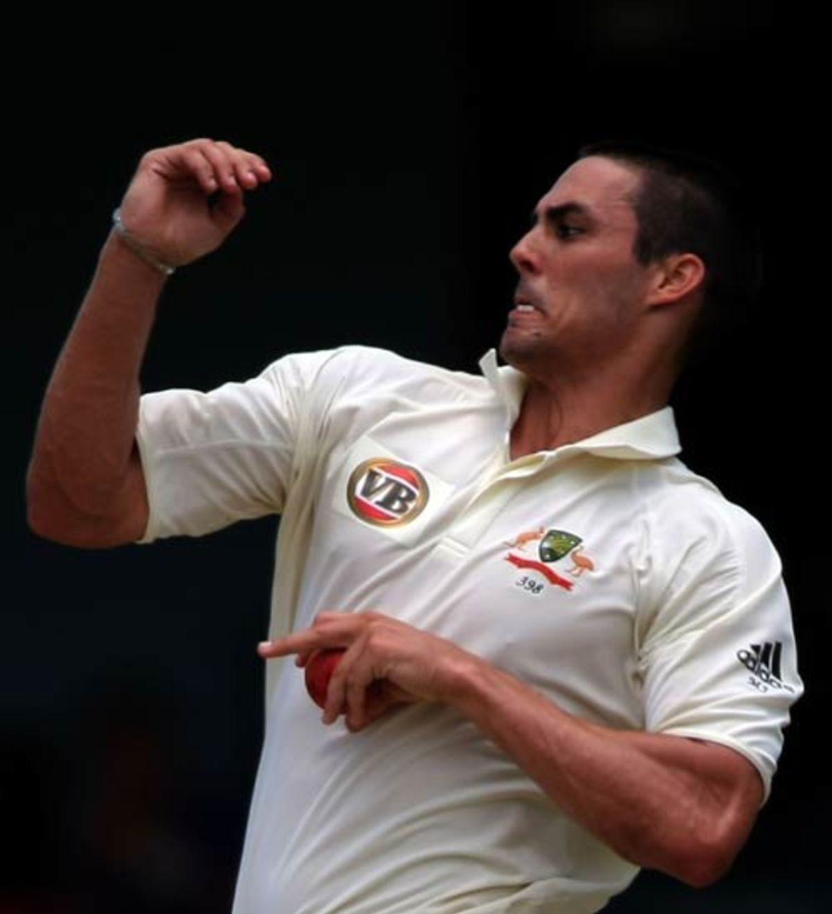 Mitchell Johnson runs in to bowl | ESPNcricinfo.com