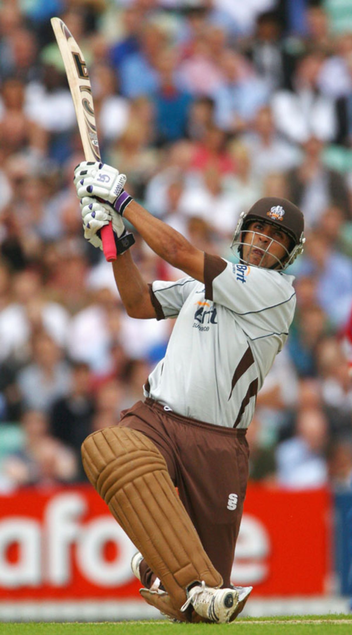 Usman Afzaal clears the ropes | ESPNcricinfo.com