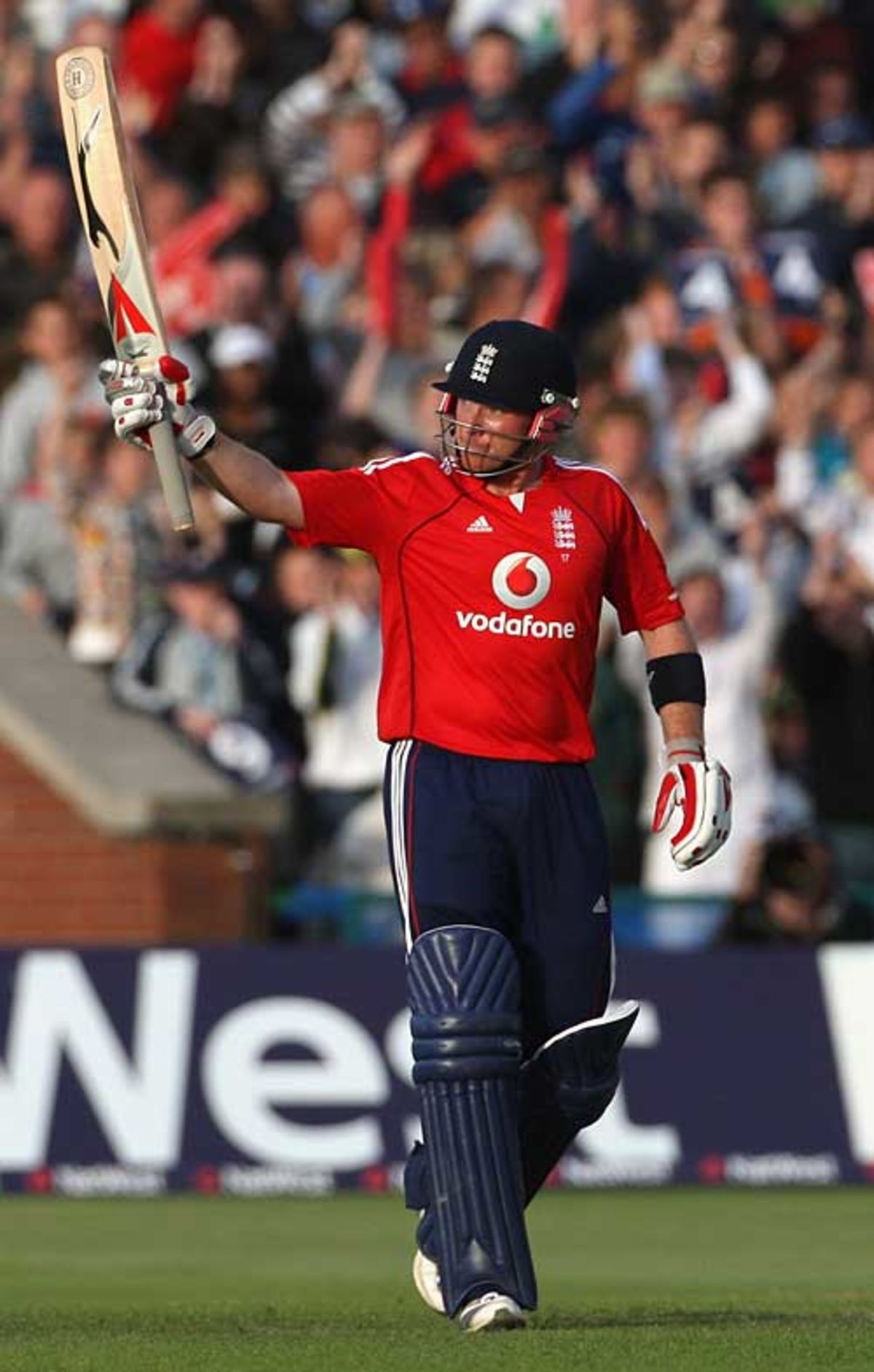 Ian Bell salutes his half-century | ESPNcricinfo.com