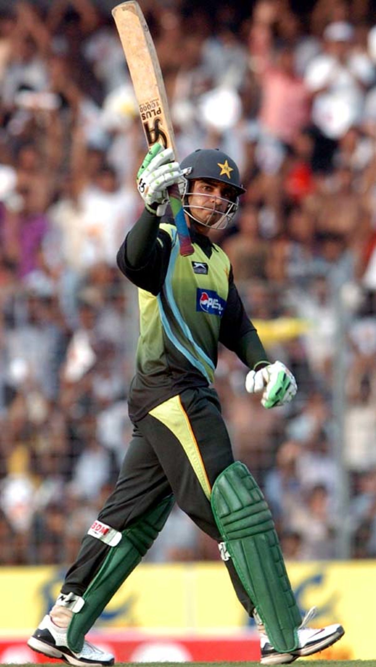 Salman Butt steers the ball through the off side | ESPNcricinfo.com