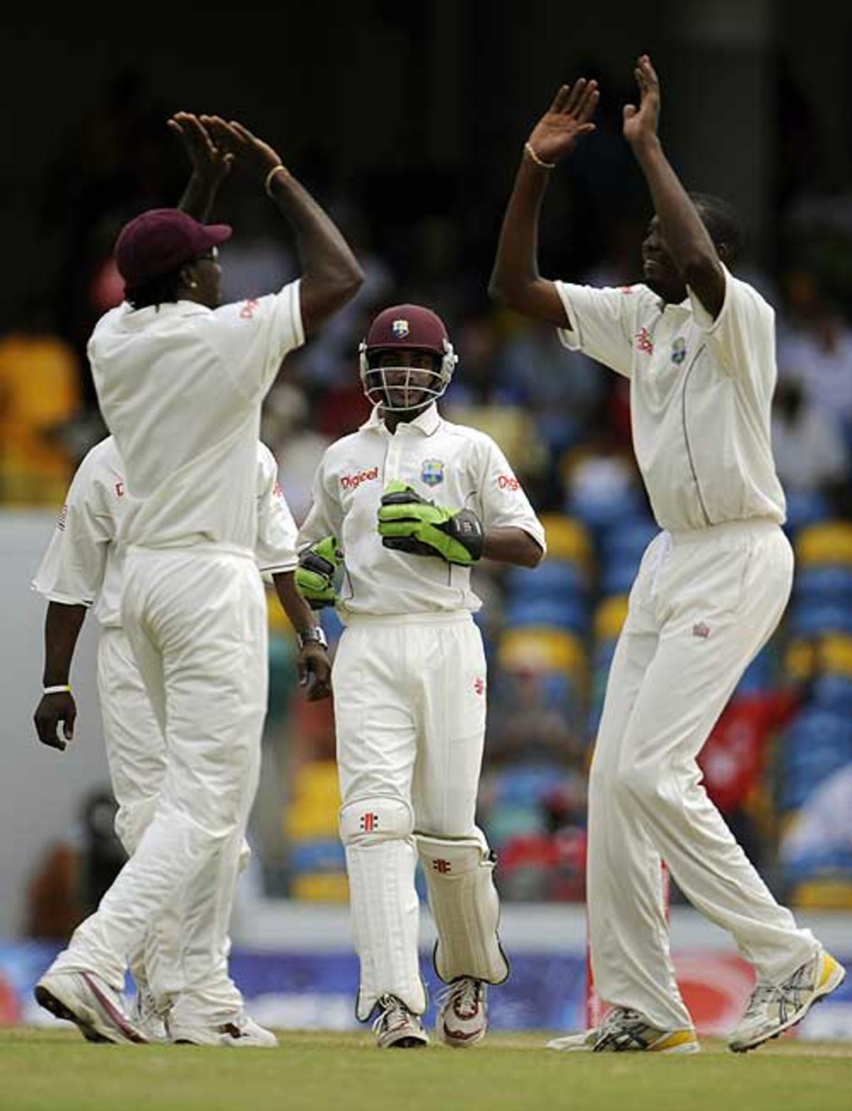 Sulieman Benn celebrates with his captain | ESPNcricinfo.com