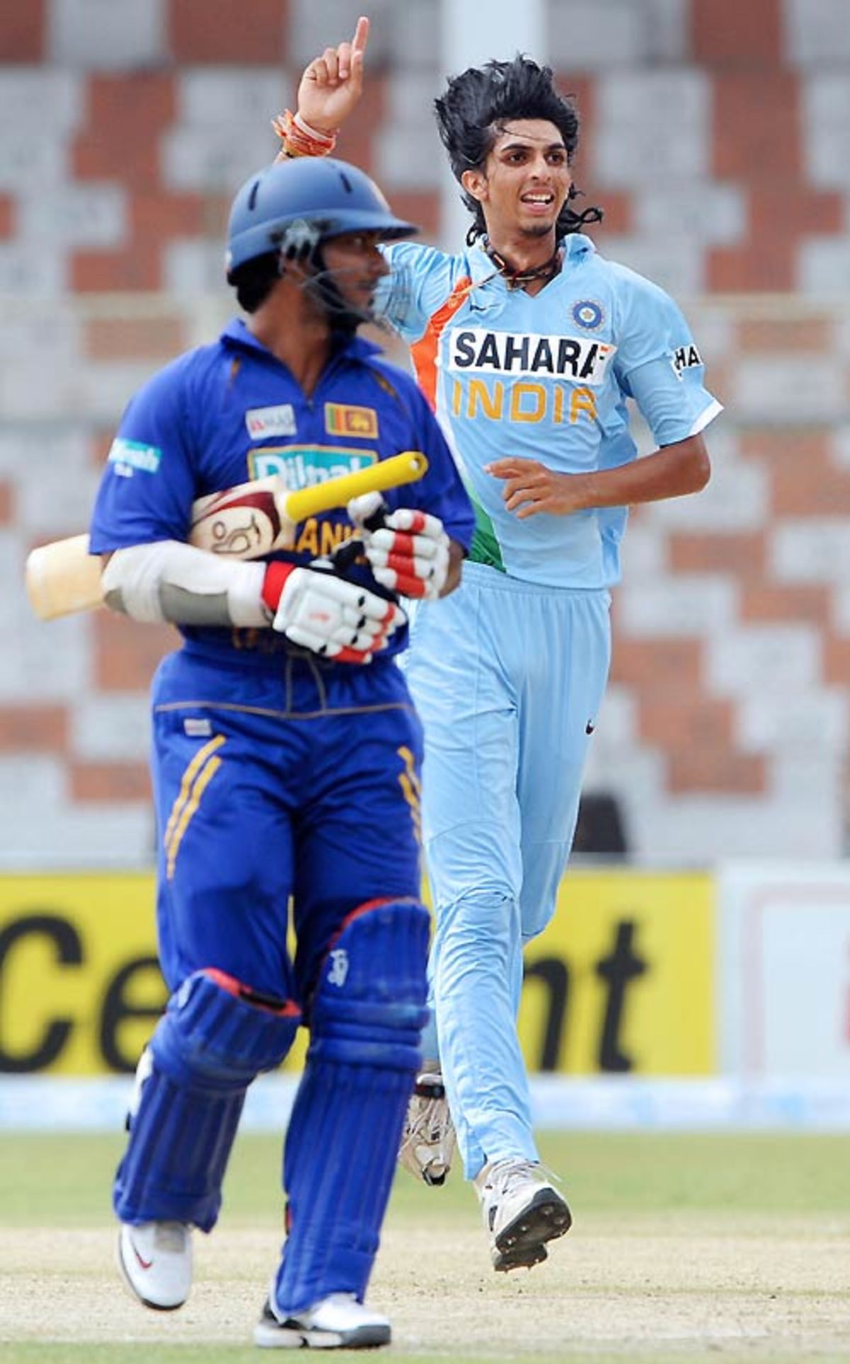 Ishant Sharma gets Kumar Sangakkara early | ESPNcricinfo.com