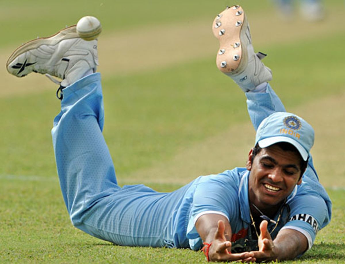 RP Singh drops Sanath Jayasuriya on 56 | ESPNcricinfo.com