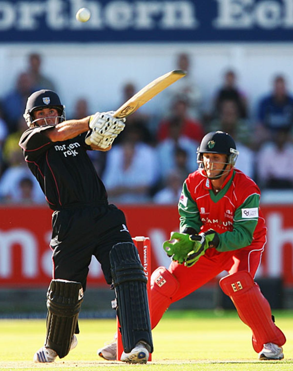 Will Smith launches another four | ESPNcricinfo.com