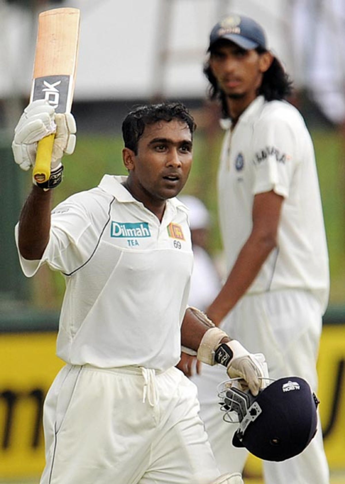 Mahela Jayawardene celebrates his century | ESPNcricinfo.com Mahela Jayawardene celebrates his century | ESPNcricinfo.com
