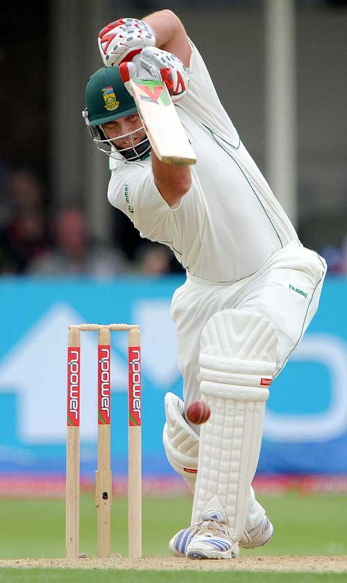 The Sri Lankans are ecstatic after Chaminda Vaas gets Sachin Tendulkar ...