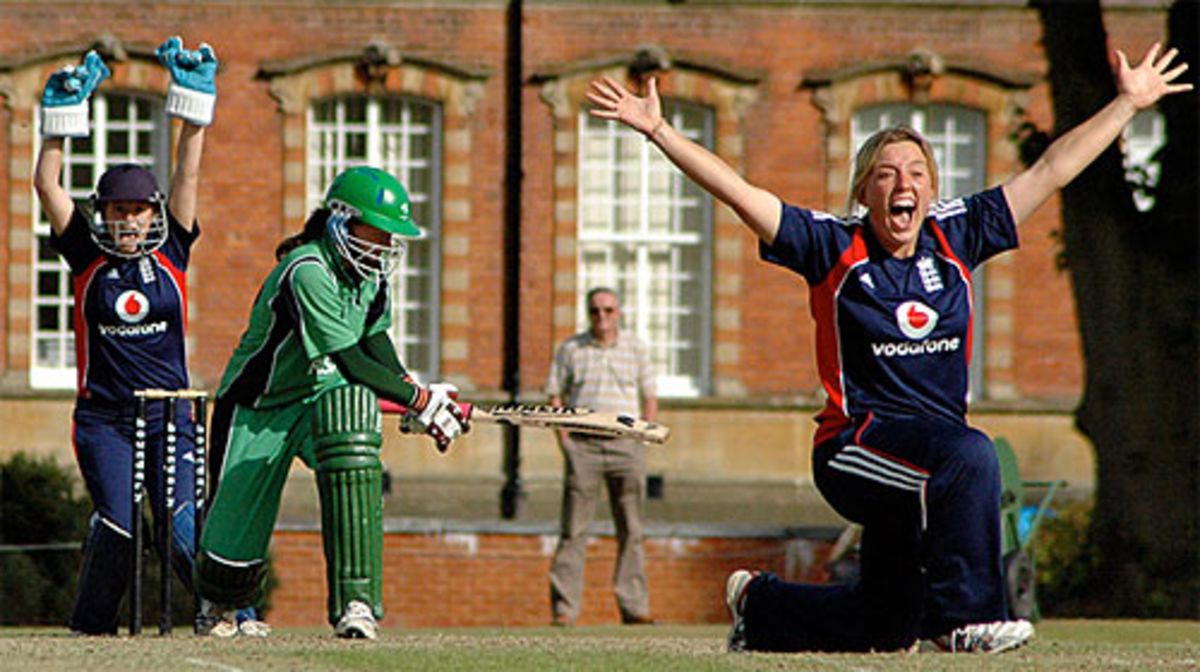 Cecelia Joyce in action | ESPNcricinfo.com