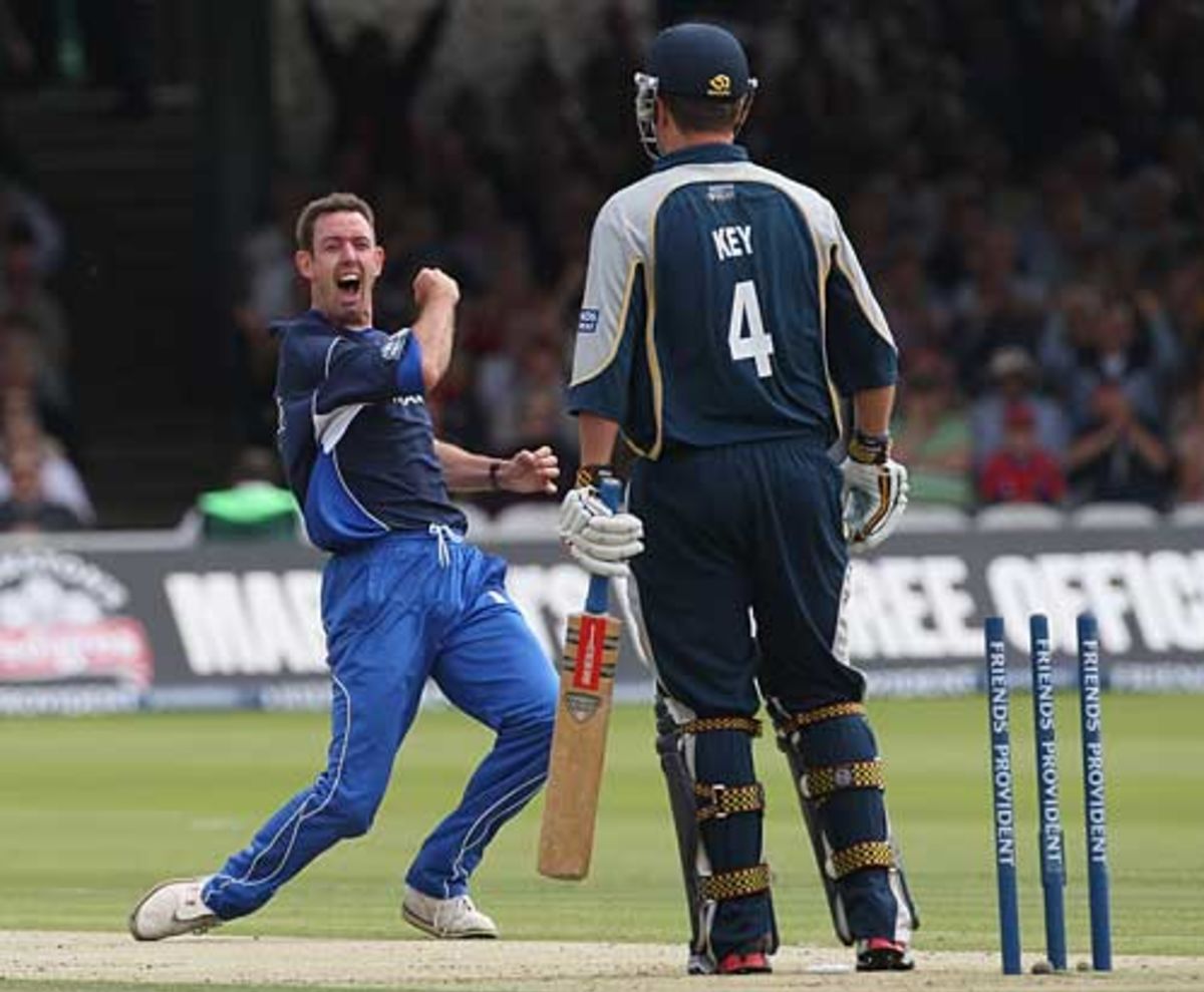 David Masters shows his delight after removing Robert Key ...