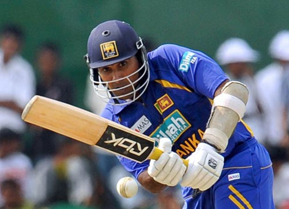 Mahela Jayawardene drives on the up | ESPNcricinfo.com