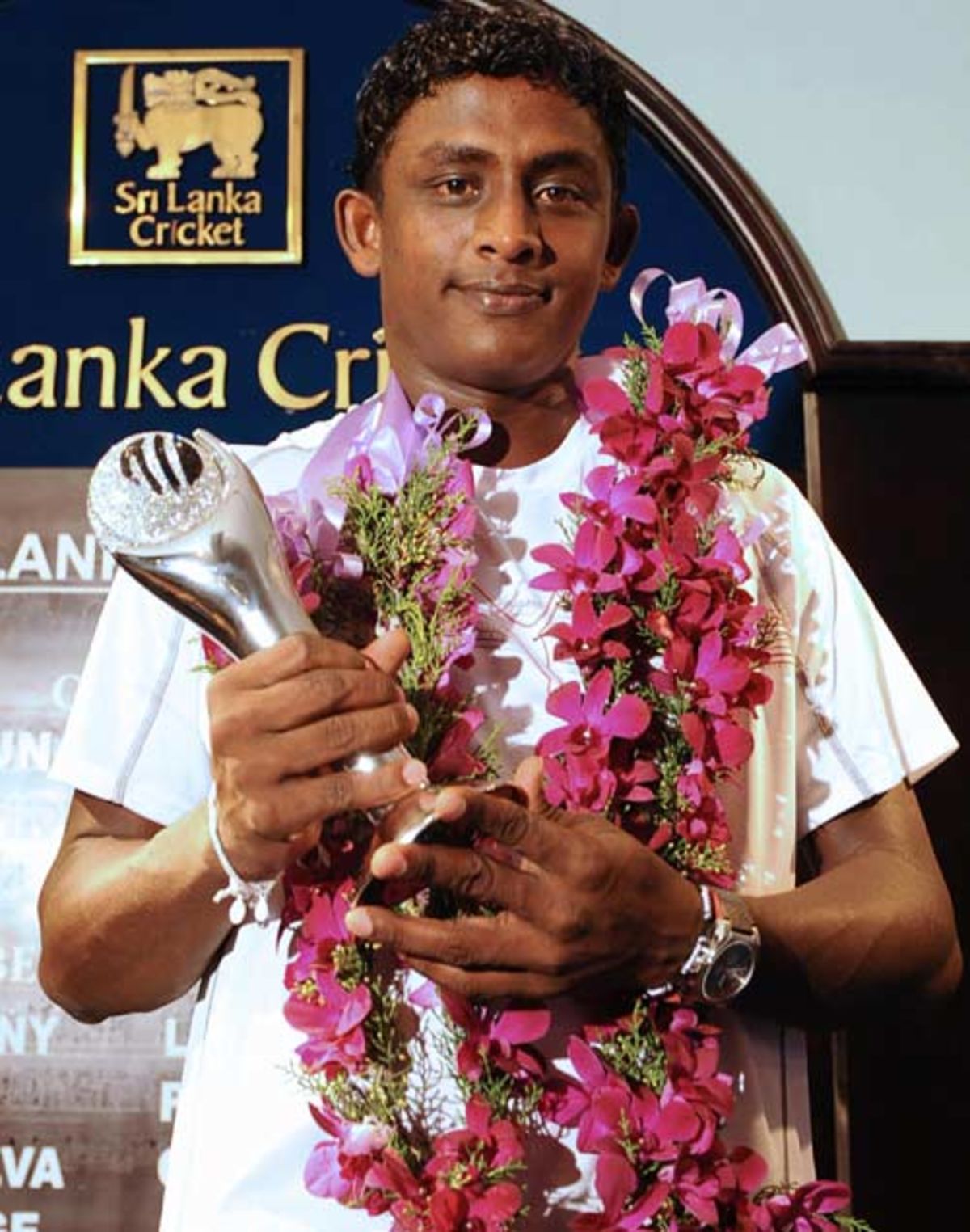 Ajantha Mendis with his Emerging Player of the Year award ...