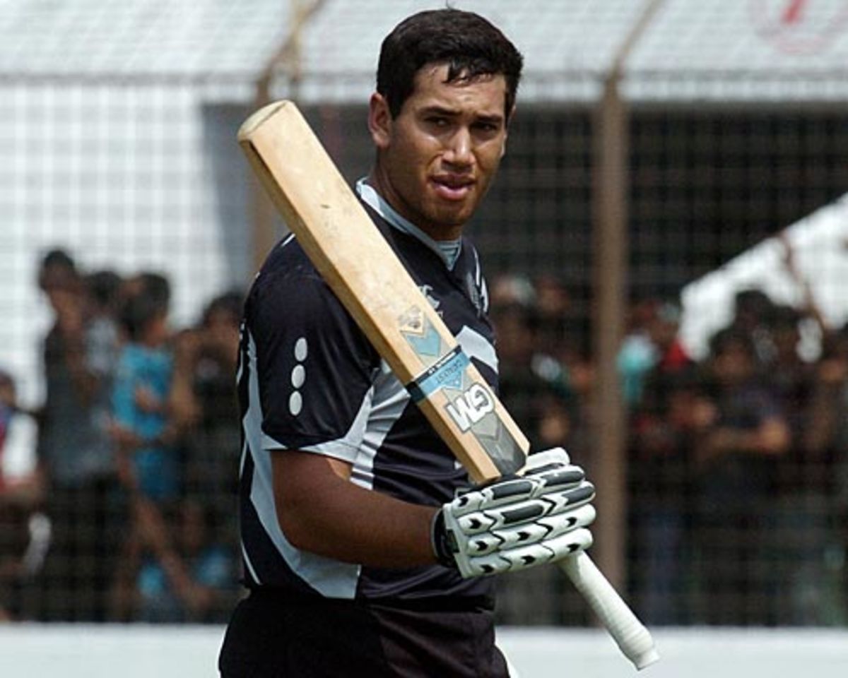 Ross Taylor completes his century | ESPNcricinfo.com