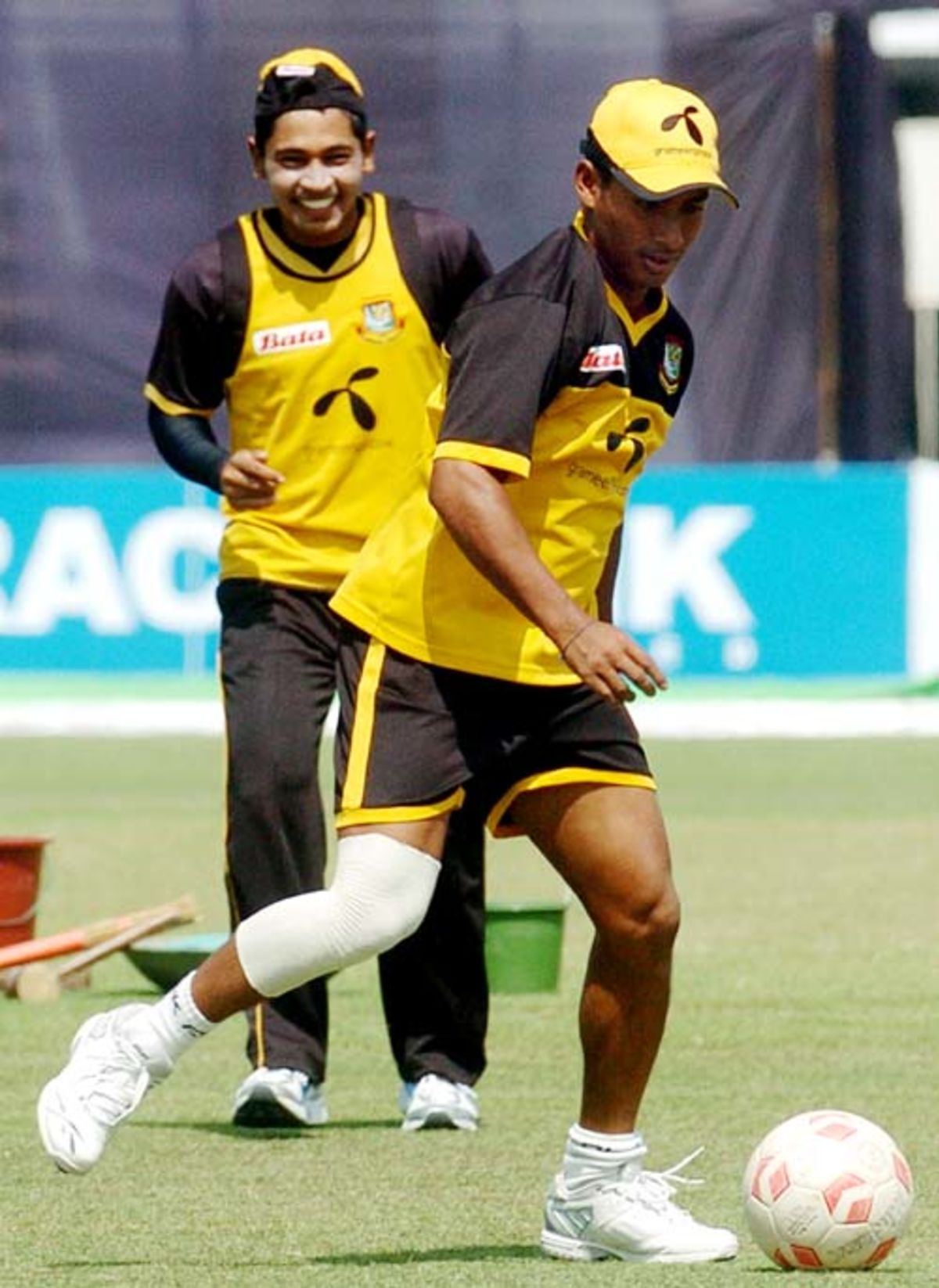 Batman and his gadgets: Matthew Hayden gears up | ESPNcricinfo.com