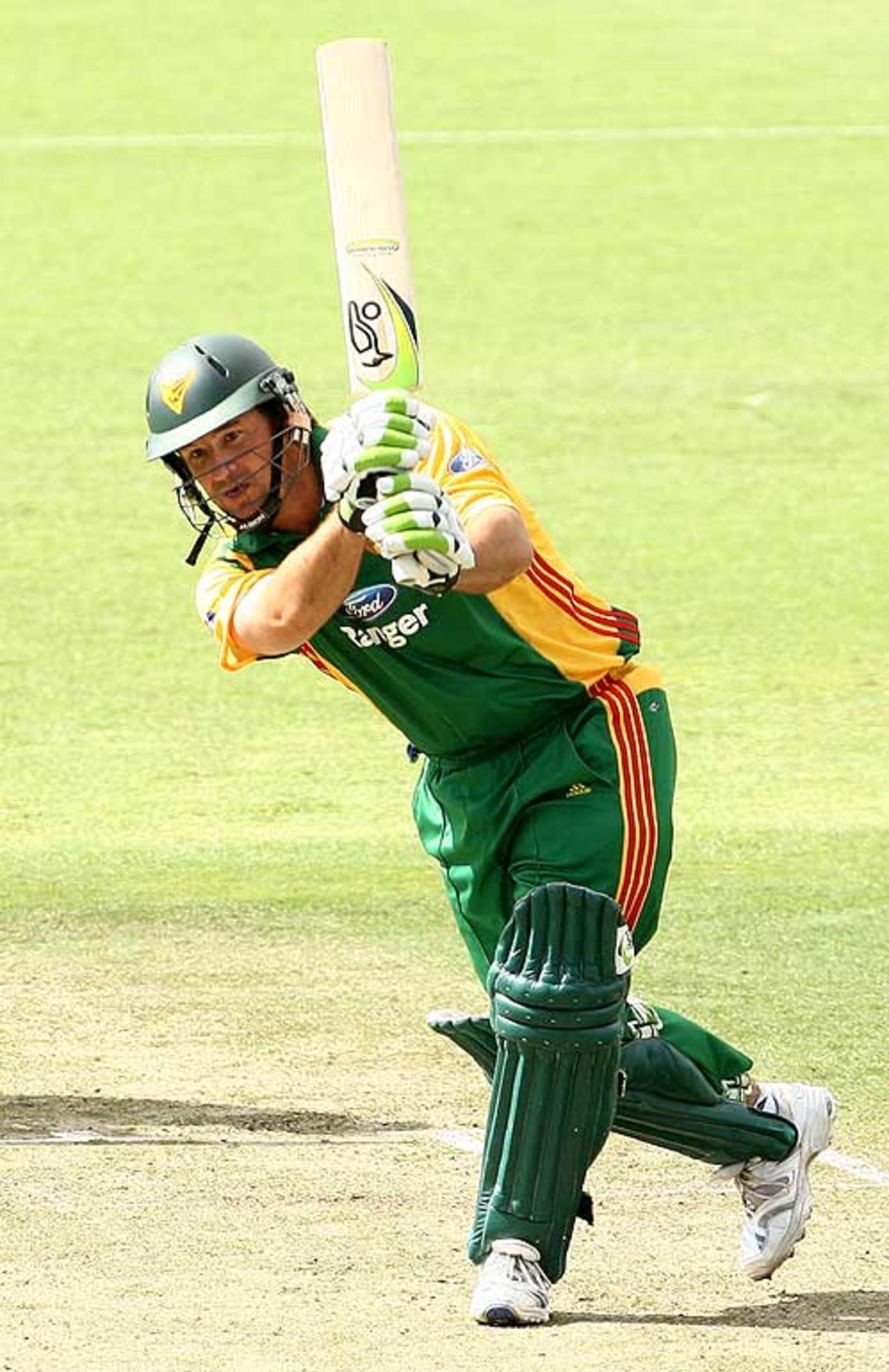 Aaron Heal picked up 3 for 39 against Tasmania | ESPNcricinfo.com