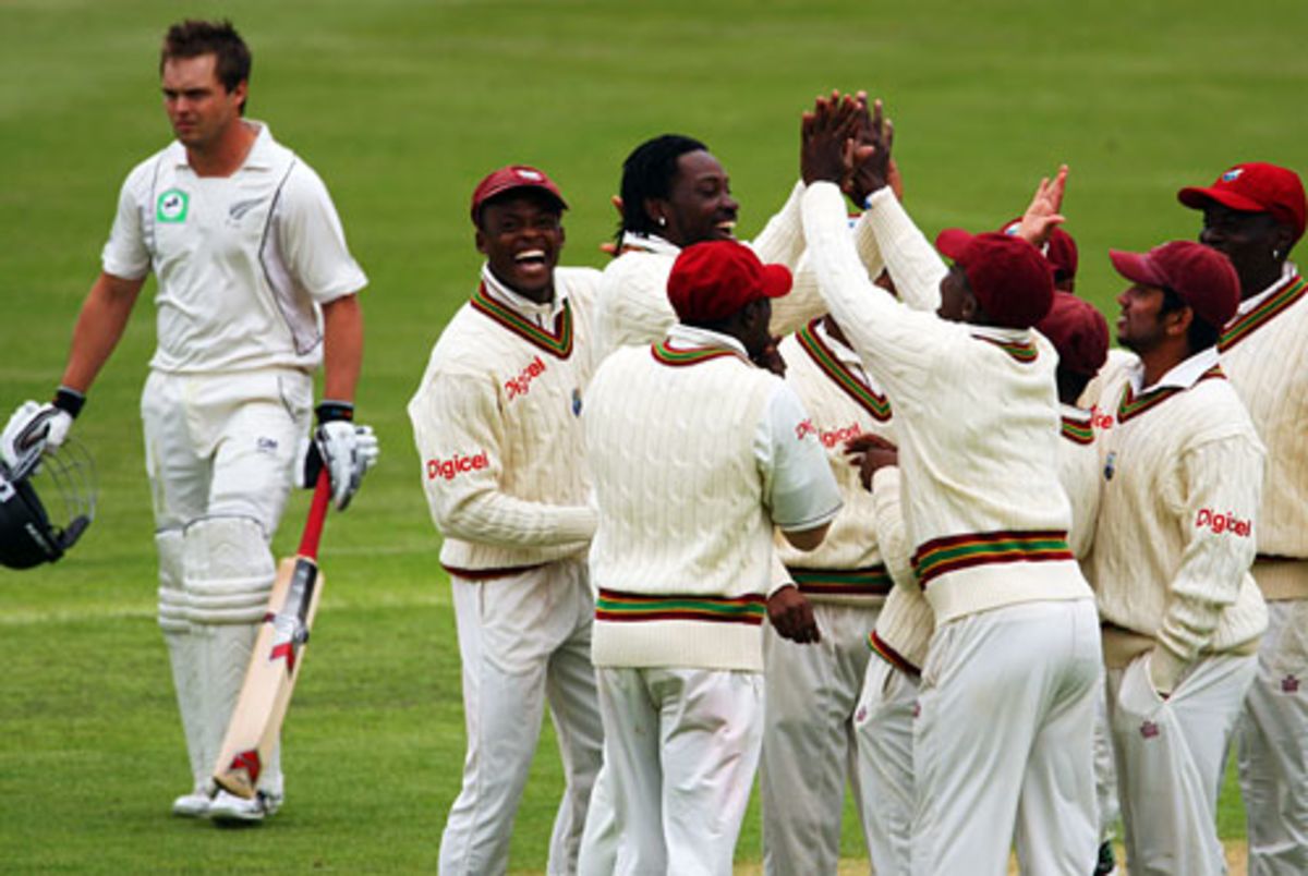 Daniel Flynn pulls | ESPNcricinfo.com