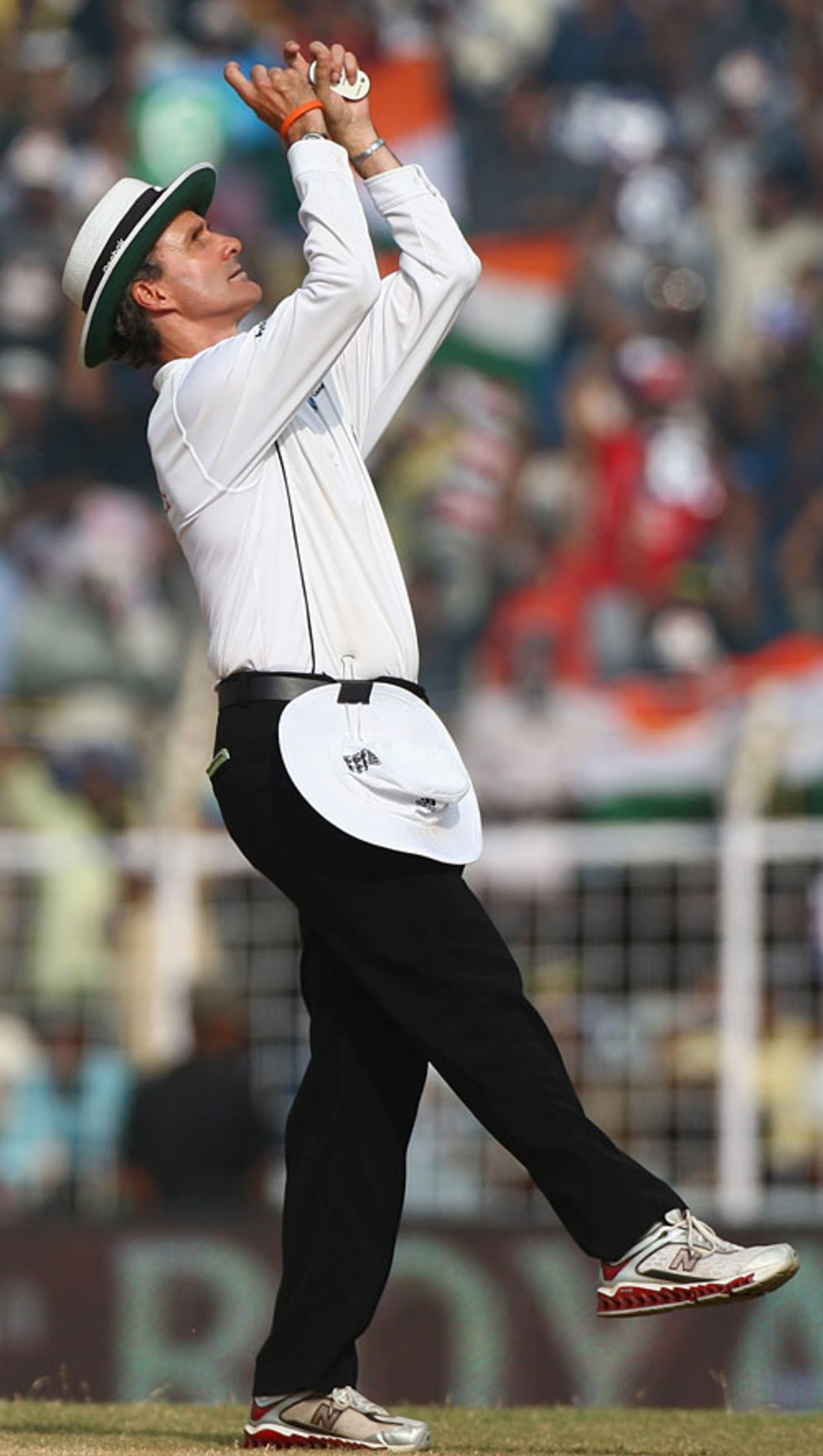 Fans cheer for India as they get off to a flier | ESPNcricinfo.com