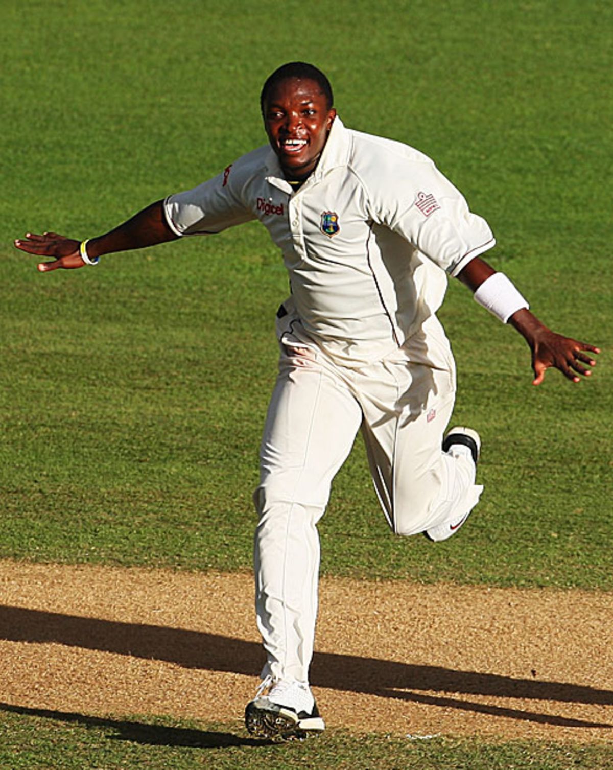Fidel Edwards celebrates after dismissing Daniel Flynn | ESPNcricinfo.com