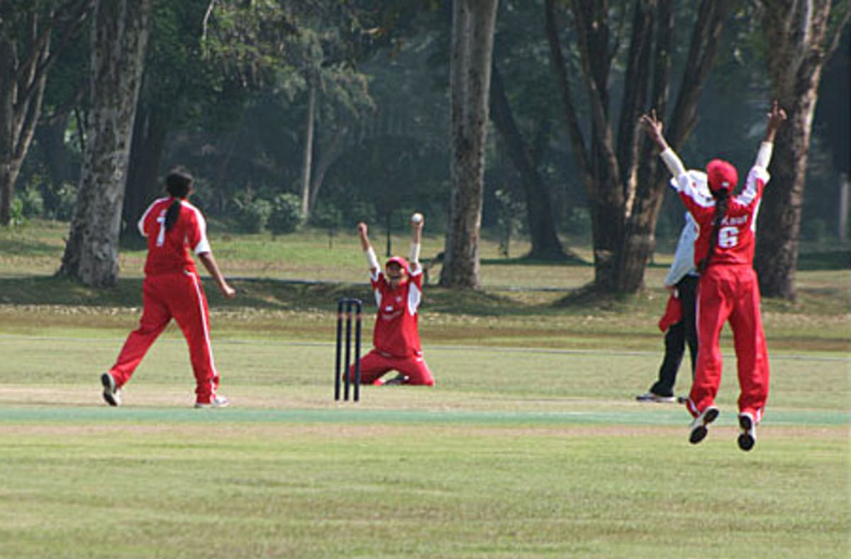 Dominique McCusker takes a catch against Thailand | ESPNcricinfo.com