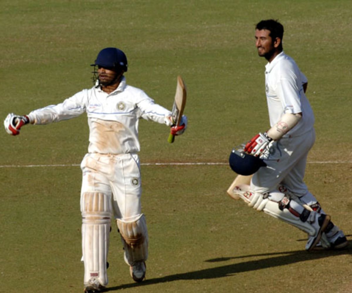 Ravindra Jadeja tries for maximum | ESPNcricinfo.com