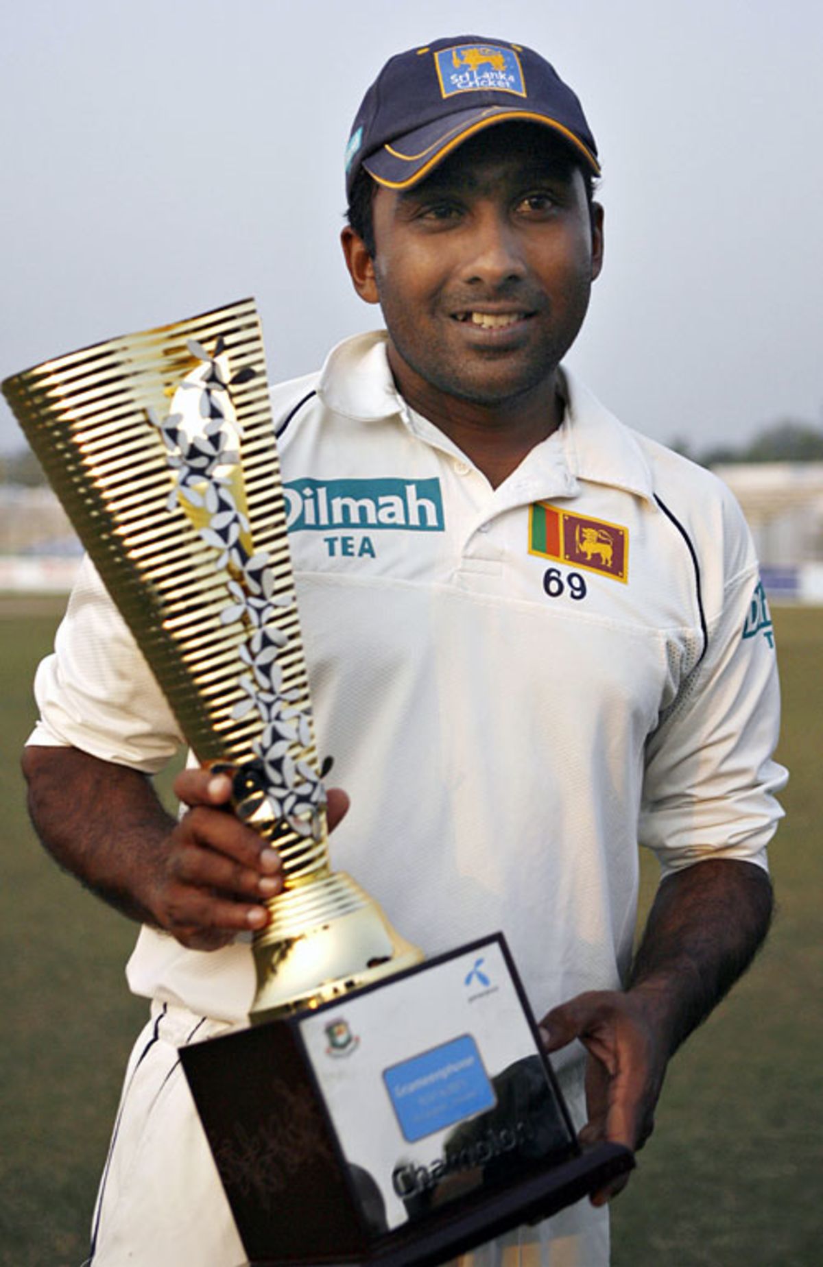 Mahela Jayawardene poses with the series trophy | ESPNcricinfo.com