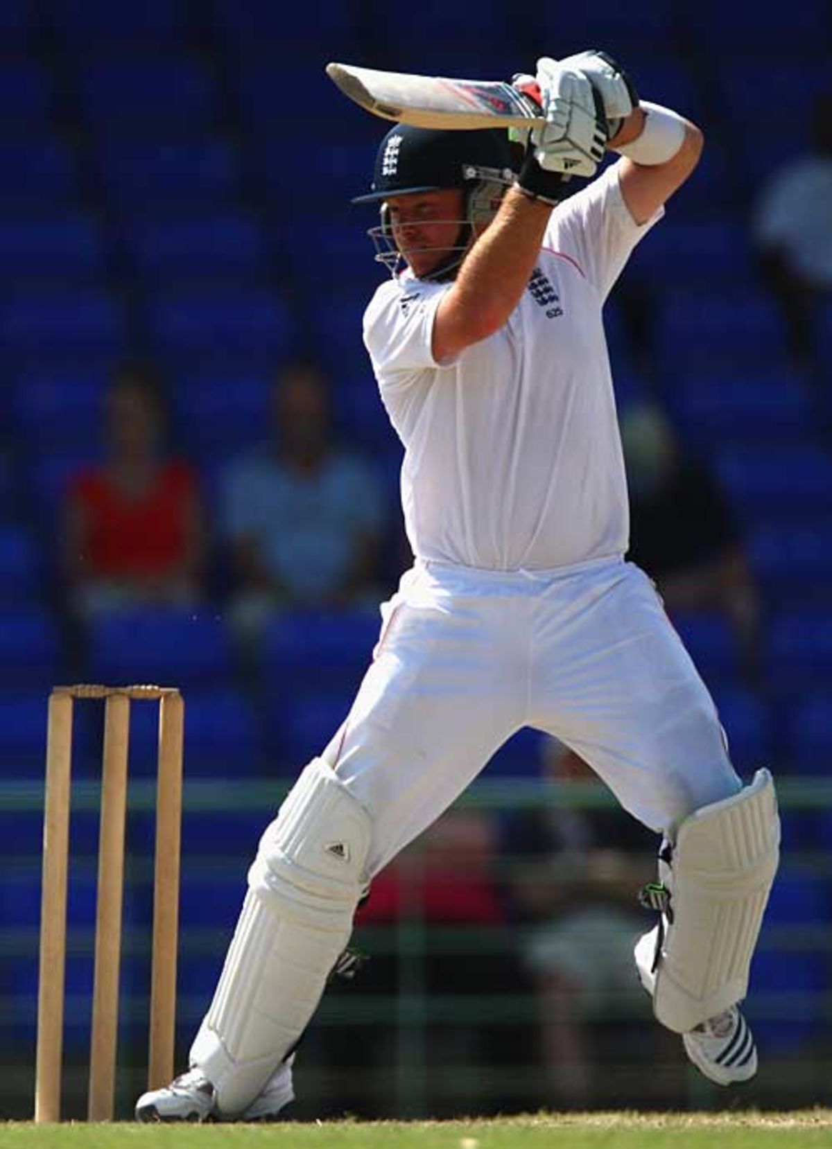Ian Bell drives through the covers during his 49 | ESPNcricinfo.com