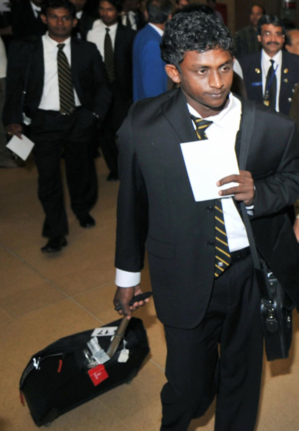 Ajantha Mendis at the Karachi airport | ESPNcricinfo.com