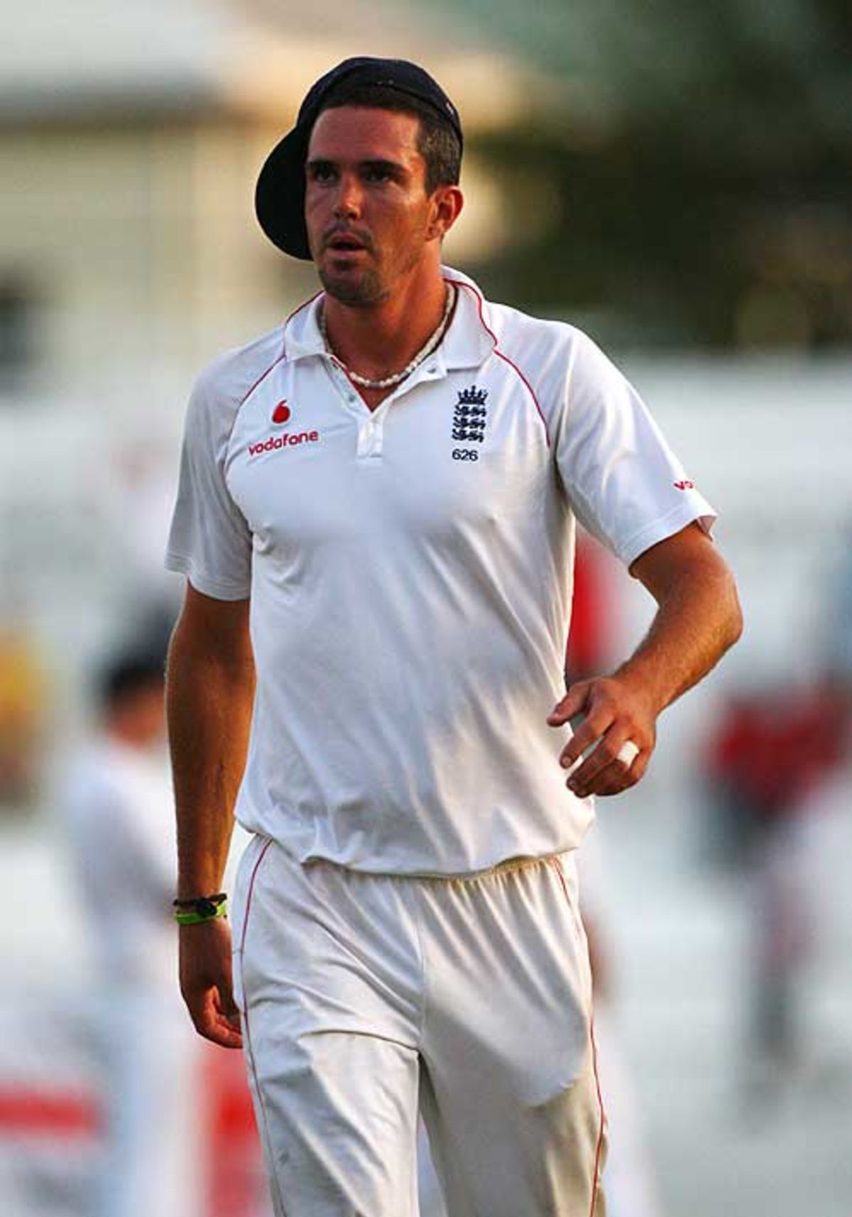 Kevin Pietersen took a nasty blow to his hand while fielding close in ...