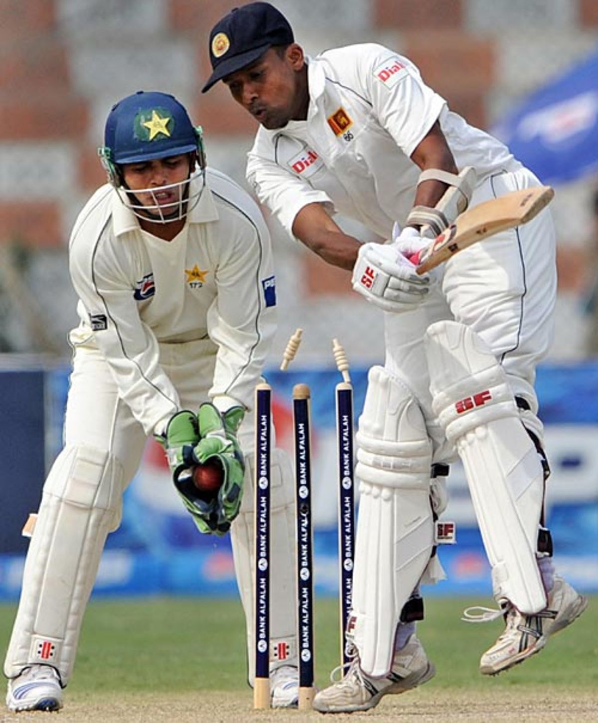 Danish Kaneria celebrates Thilan Samaraweera's wicket | ESPNcricinfo.com