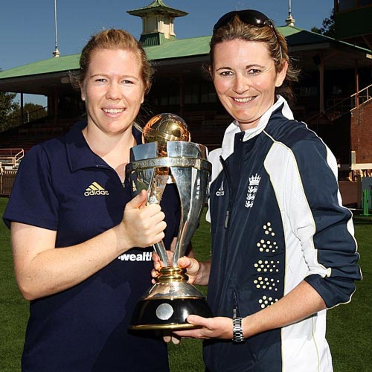 Alex Blackwell and Charlotte Edwards pose with the Women's World Cup ...
