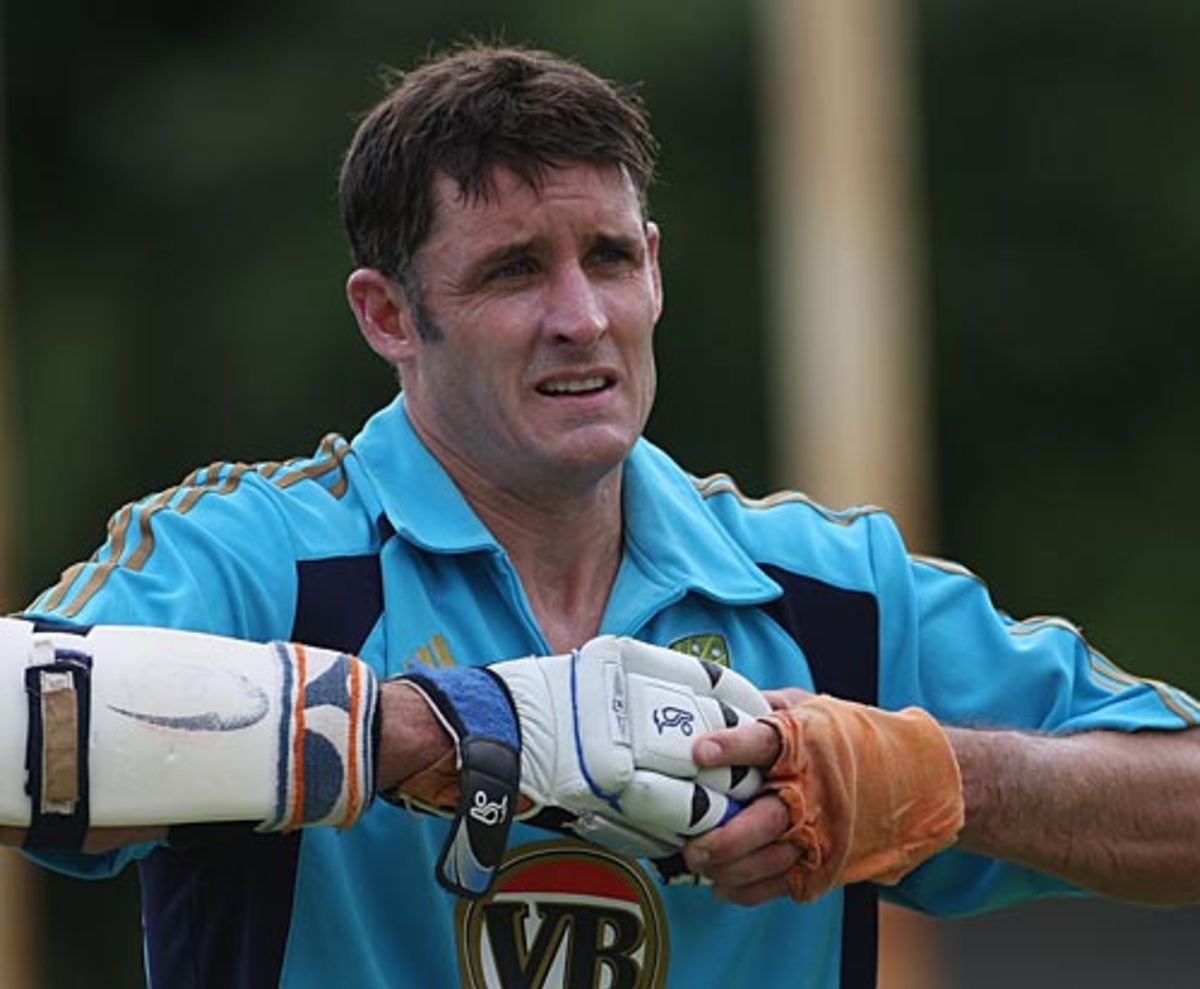 Michael Hussey takes a breather | ESPNcricinfo.com