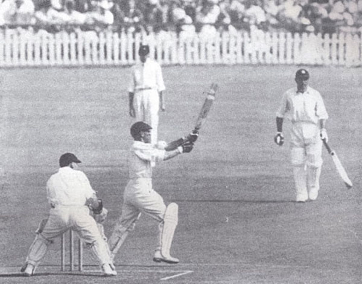 Eddie Paynter pulls through midwicket | ESPNcricinfo.com