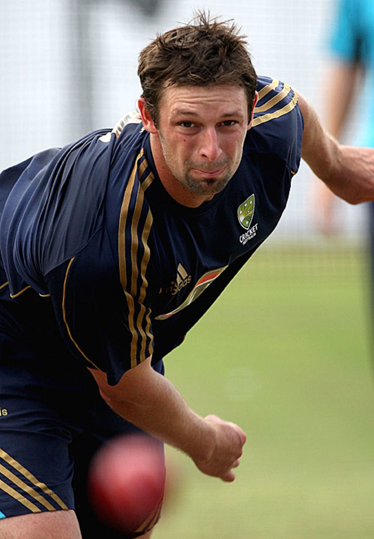 Steve Magoffin and Brett Geeves have a chat | ESPNcricinfo.com