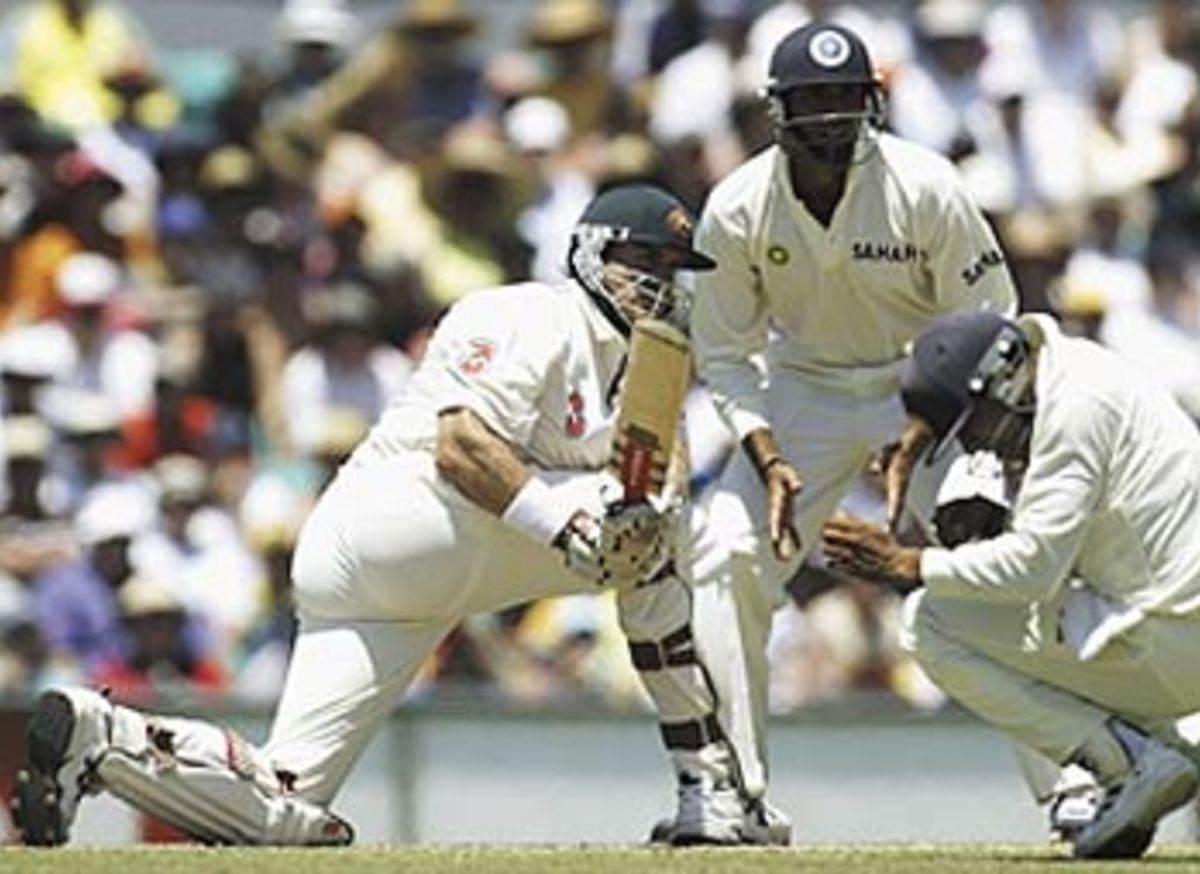 Justin Langer gets into the groove with a meaty drive | ESPNcricinfo.com