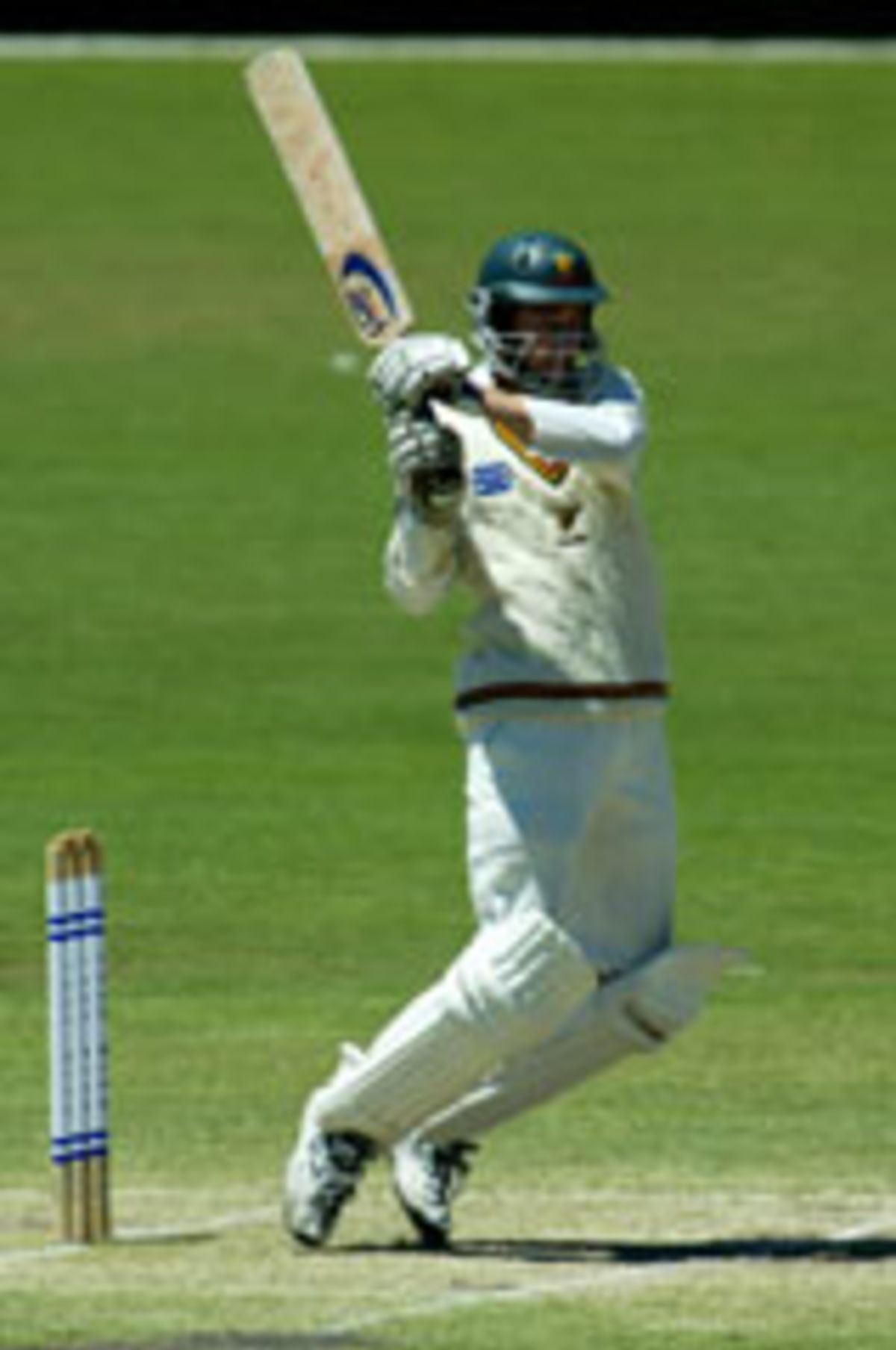 Nathan Hauritz hits out during his career-best 94 for Queensland ...