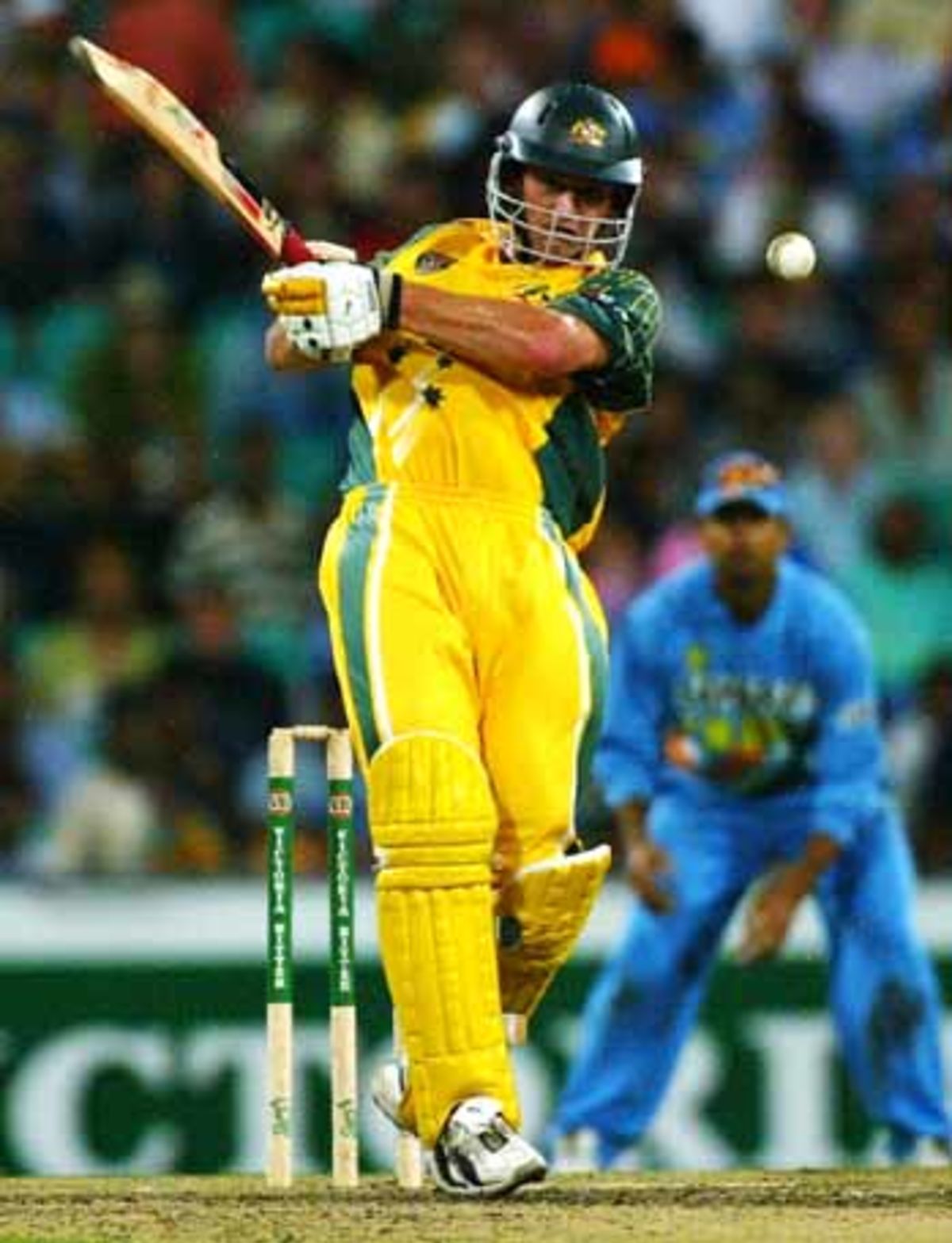 The skies put on a light-and-sound show in the middle of Adam Gilchrist ...