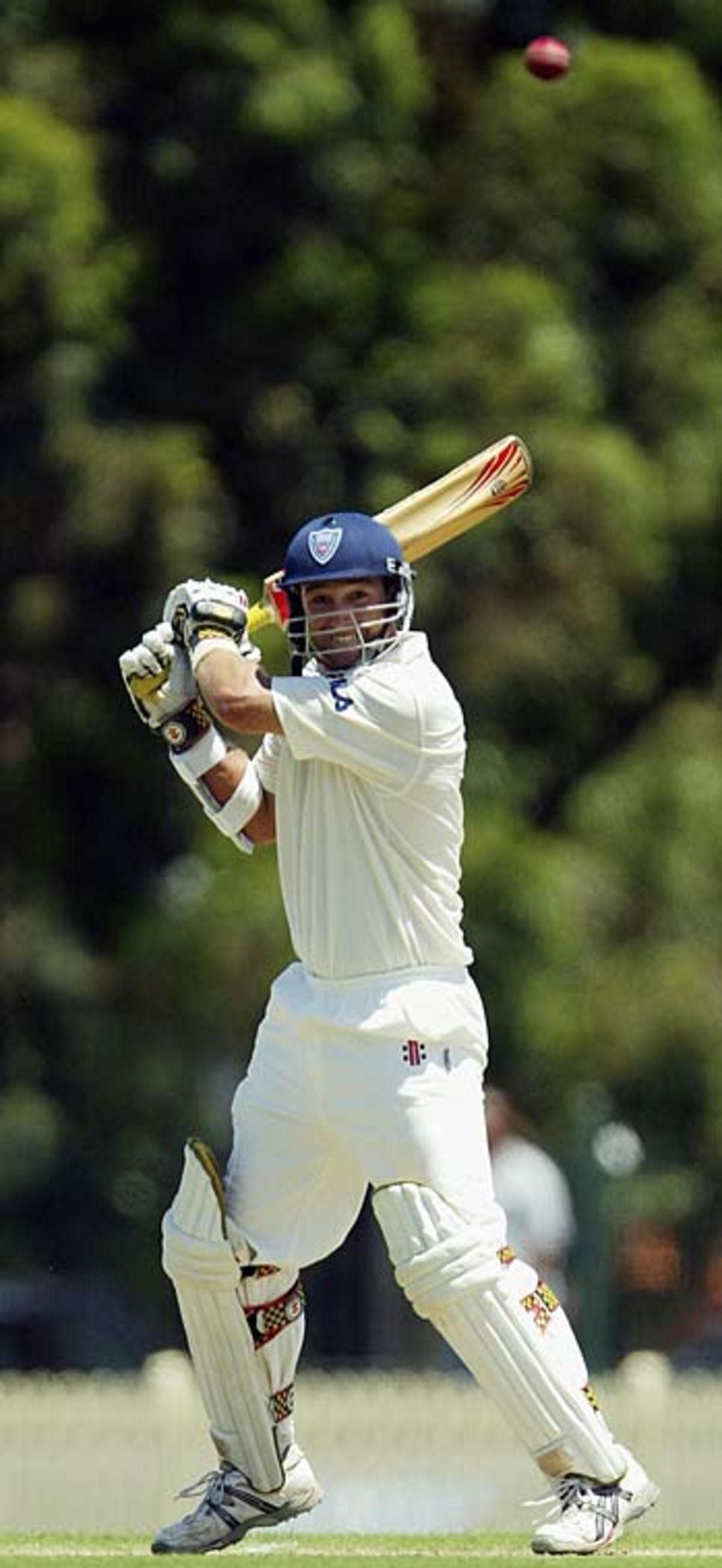 Indian cricket official Brijesh Patel (left) shows Pakistan Cricket ...