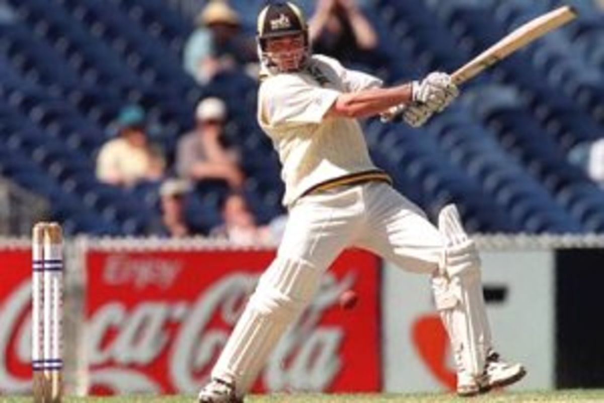 Damien Martyn dives, Victoria v Western Australia, PM Cup, 1999/00 ...