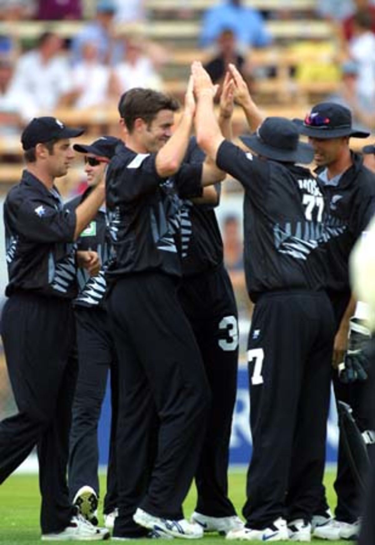 Franklin high-fives Twose to celebrate dismissal of de Silva ...