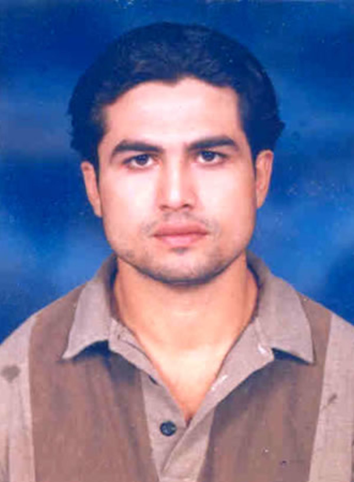 Mervyn Dillon celebrates with captain Carl Hooper after dismissing ...