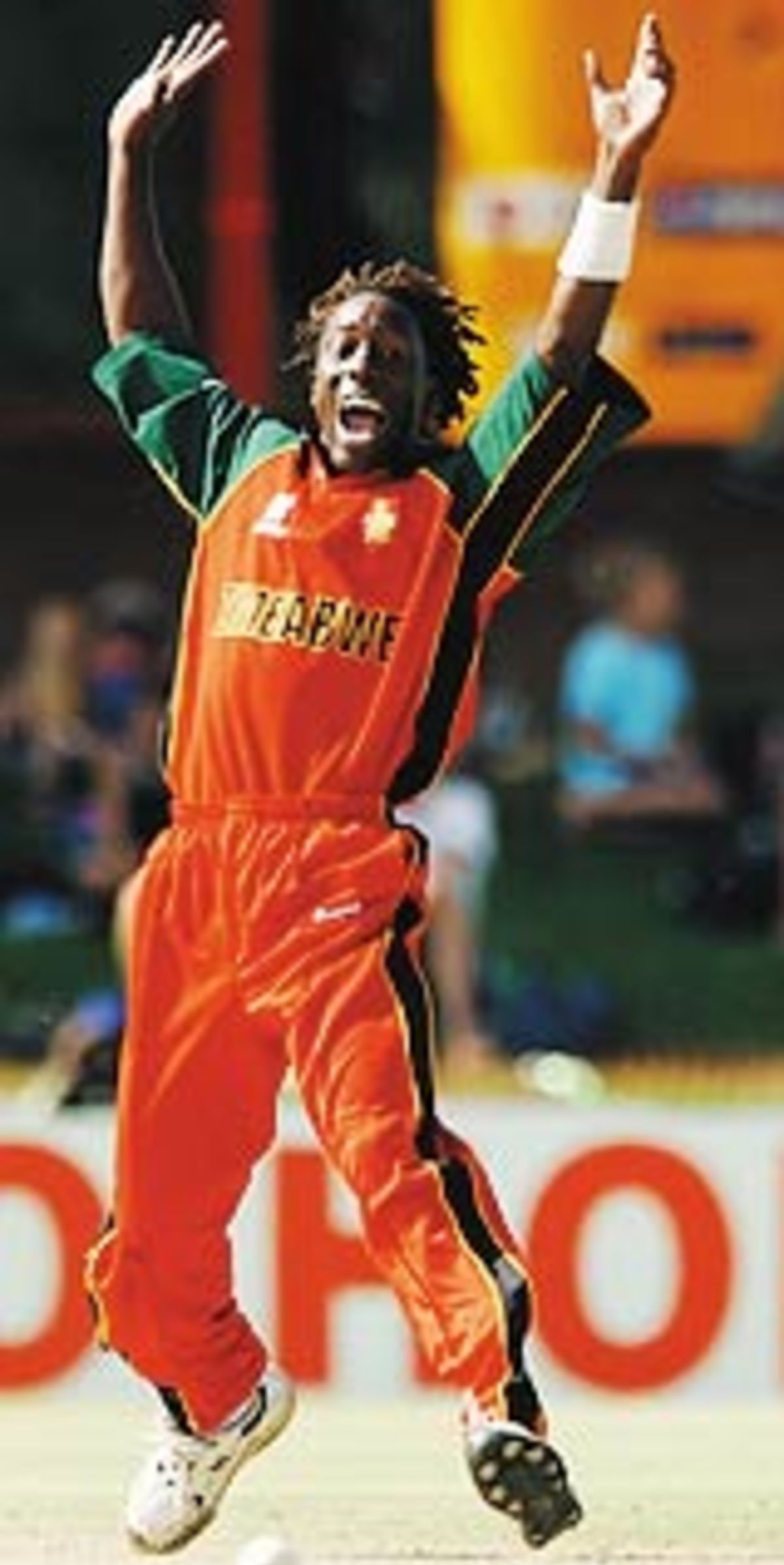 Henry Olonga appeals during the World Cup Super Six One Day ...