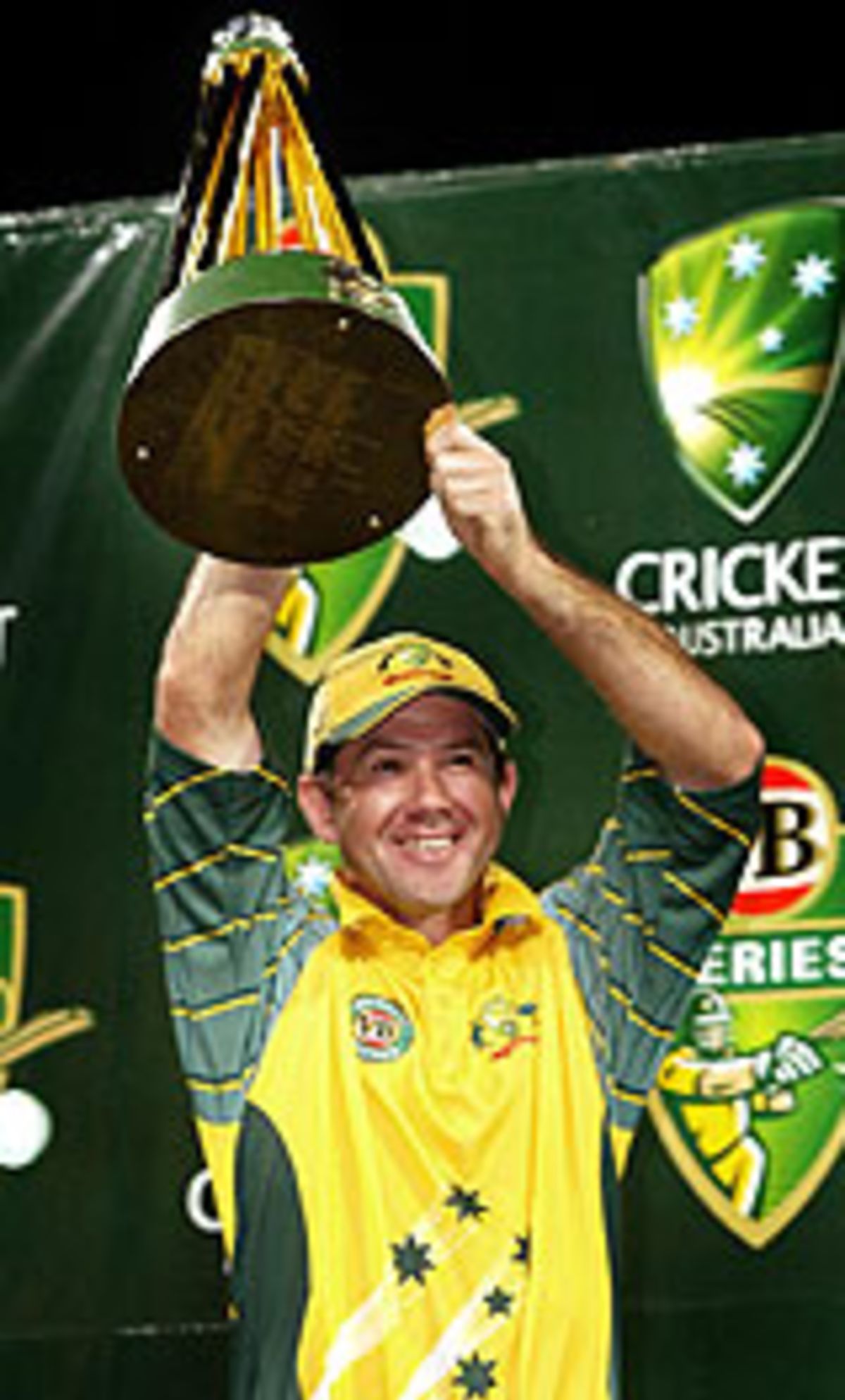 Ponting with the VB Series trophy | ESPNcricinfo.com