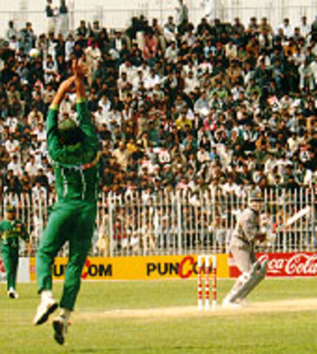 Inzamam-ul-Haq in action | ESPNcricinfo.com