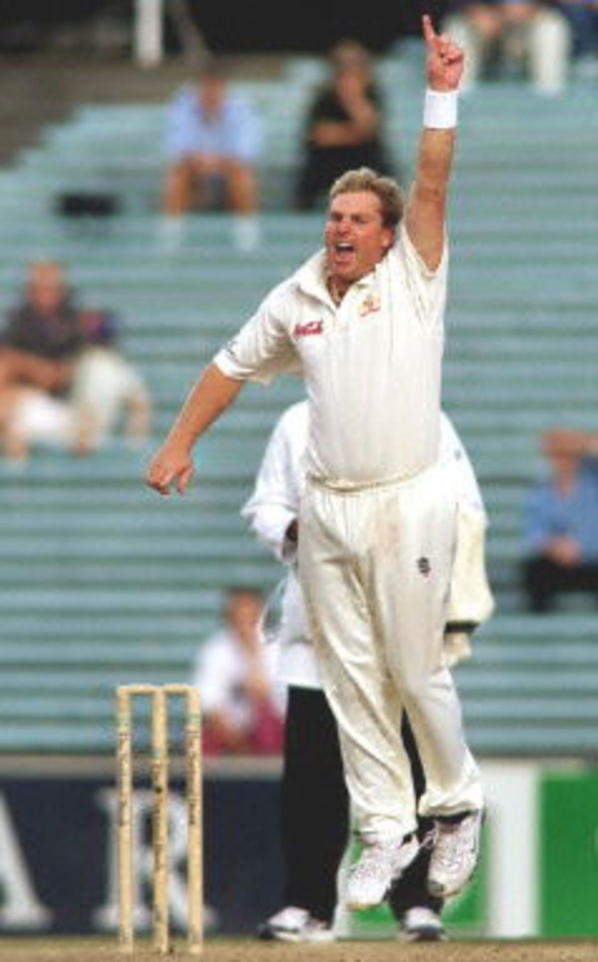 Warne appeals successfully against Astle to equal record | ESPNcricinfo.com